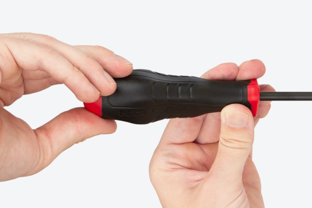 T10 Torx High-Torque Screwdriver (Black Oxide) | TEKTON | Made in USA