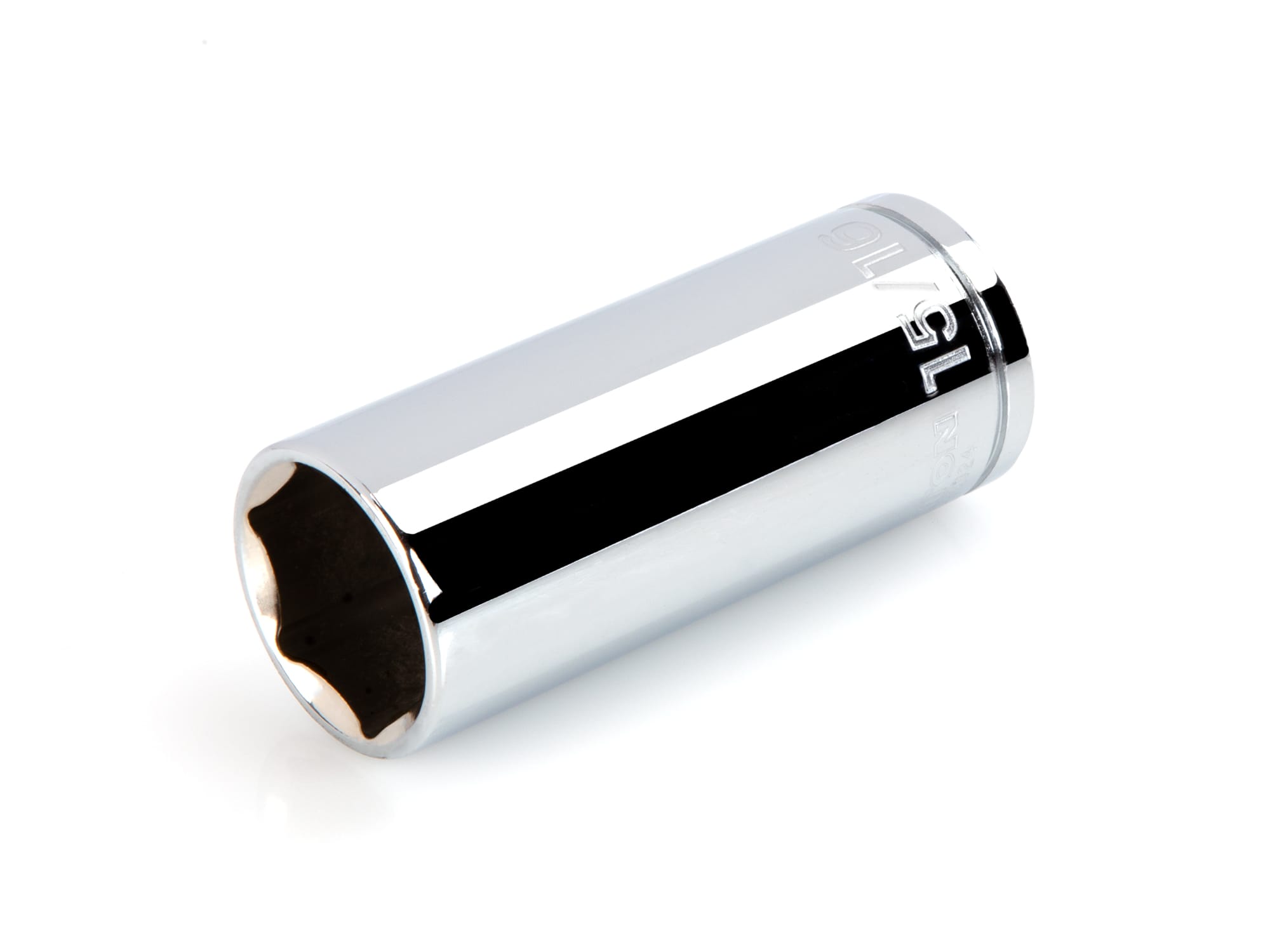 1/2 Inch Drive x 15/16 Inch Deep 6-Point Socket | TEKTON